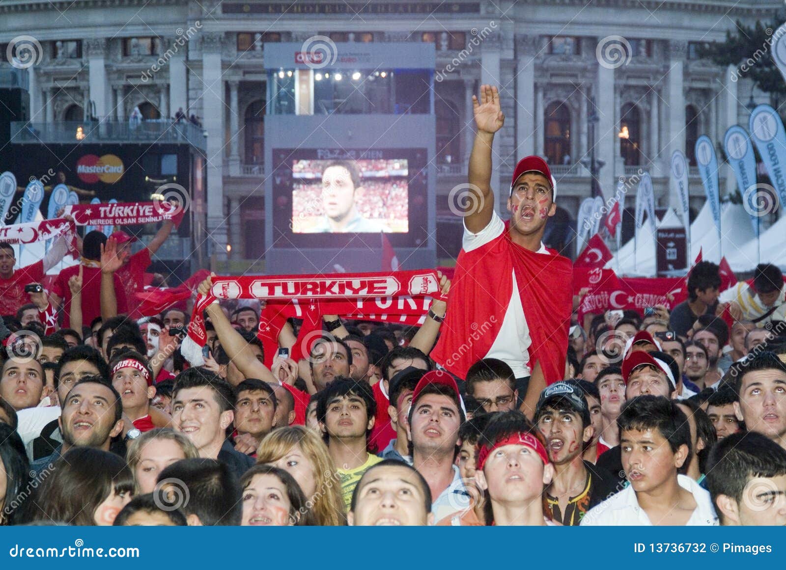 Turkish Soccer Fan editorial photography. Image of male - 13736732