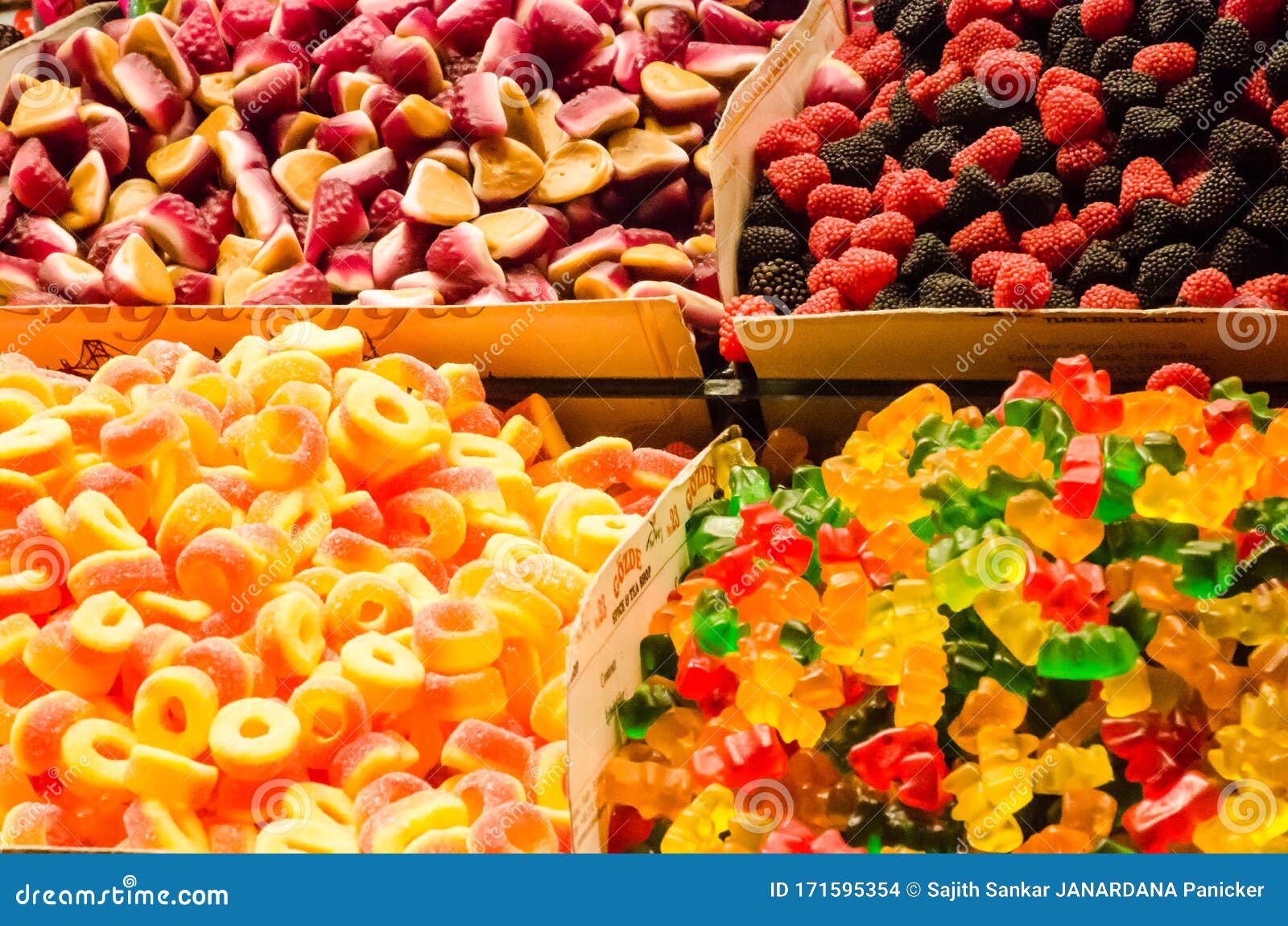 Turkish Sweets Displayed in Grand Bazaar, Istanbuly Editorial Stock ...