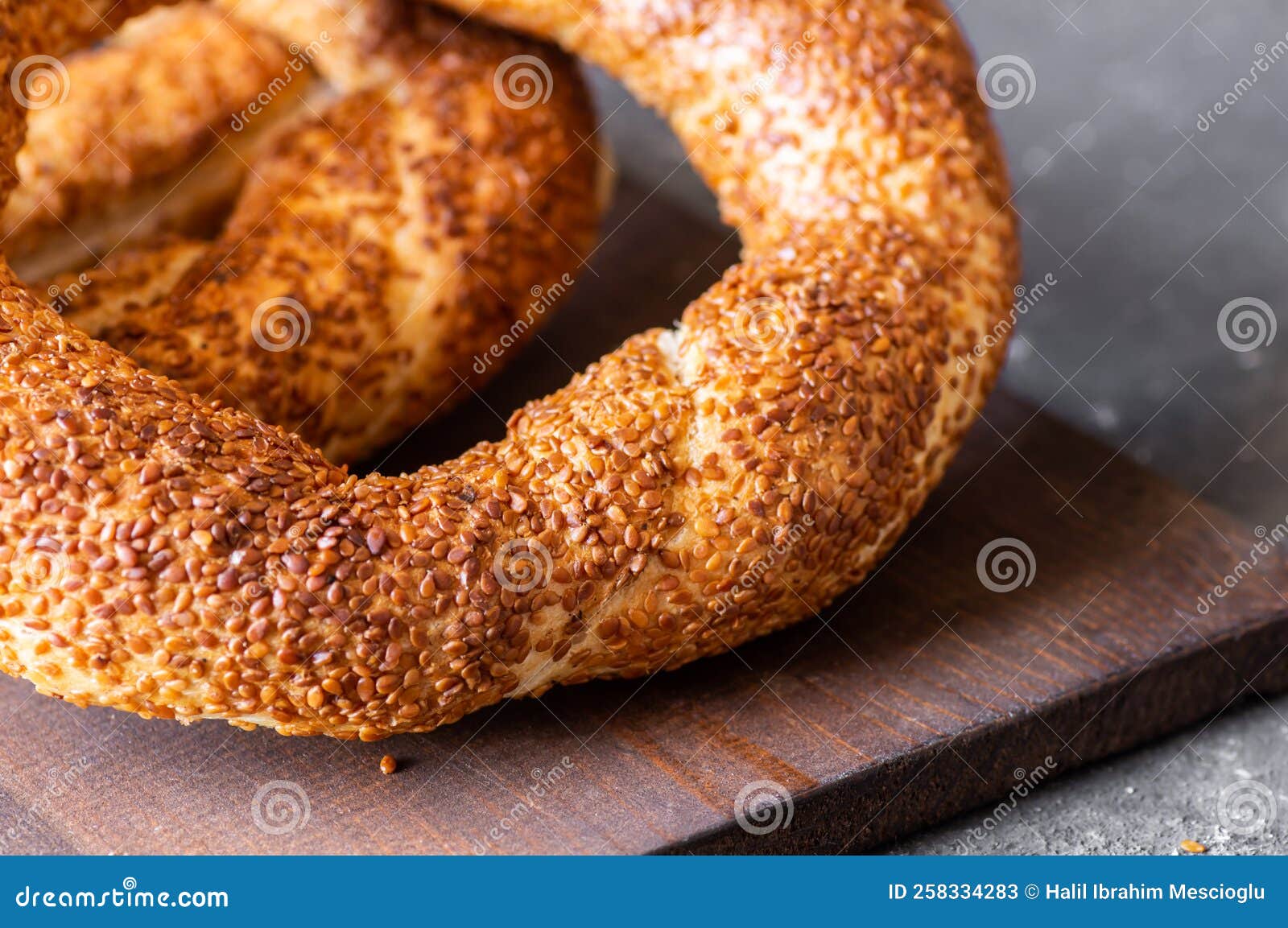 Turkish Traditional Bagel / Simit with Sesame on Rustic Table Stock ...