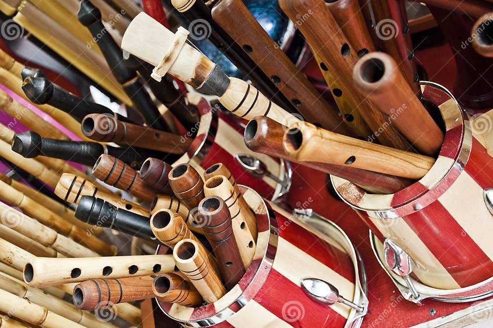 Turkiska instrument, ney arkivfoto. Bild av vass, valsar - 24393898