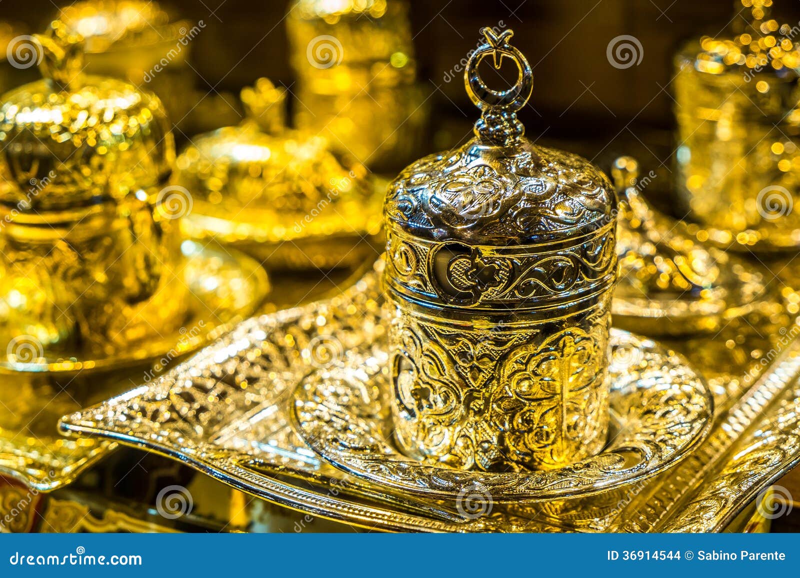 Turkiska tekannor arkivfoto. Bild av hemslöjd, tekanna - 36914544