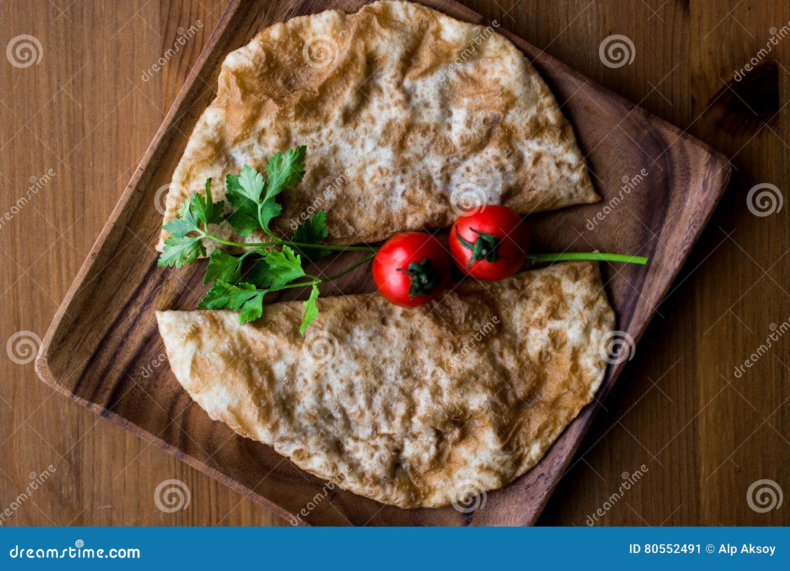 Turkse Cig Borek/Tatar Pastei Met Gehakt Stock Afbeelding - Image of ...