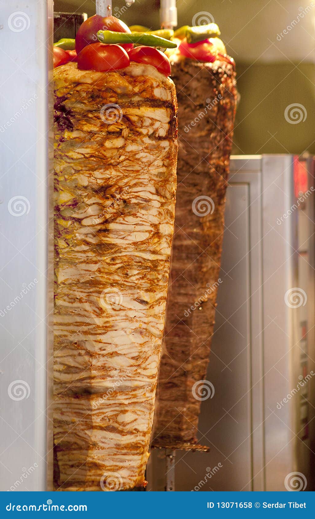 Turkse Kebab stock foto. Image of geroosterd, plak, traditioneel - 13071658