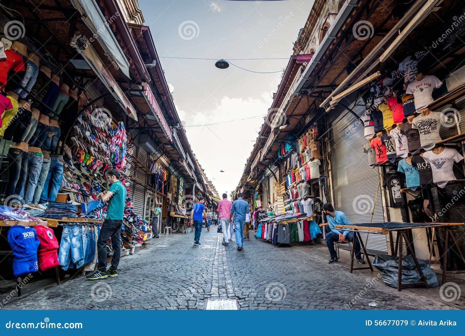 Turkse markt in Istanboel redactionele stock afbeelding. Image of ...