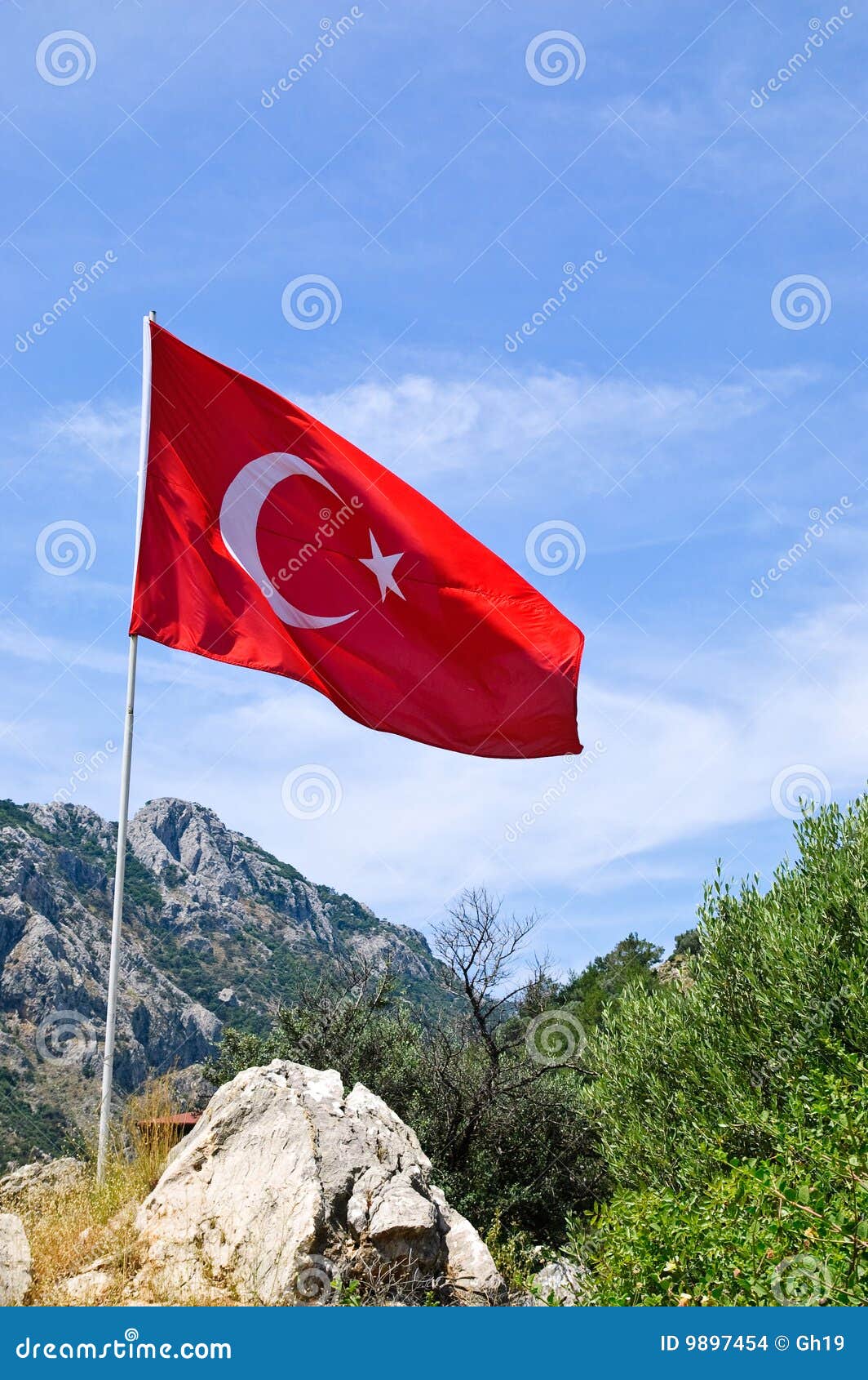 Turkse vlag stock foto. Image of genaturaliseerd, reis - 9897454