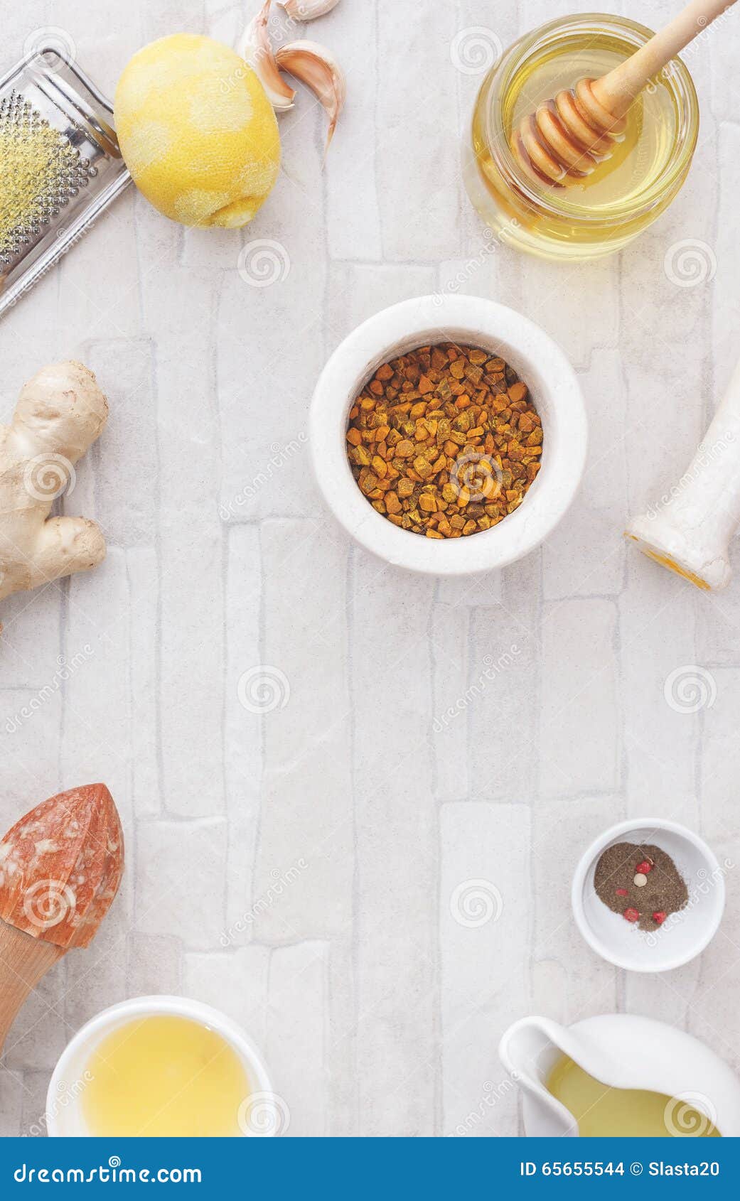 945 Ginger Turmeric Garlic Lemon Stock Photos - Free & Royalty-Free ...