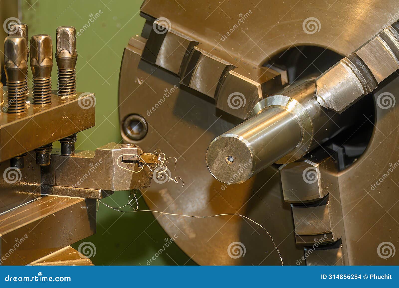 The Turning Machine Operation with Continue Chip from Turning Process ...