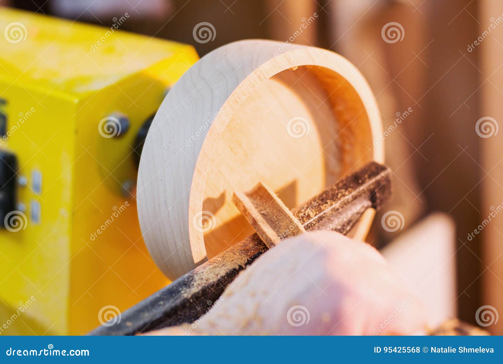 Turning a plate stock photo. Image of artisan, craftsman - 95425568