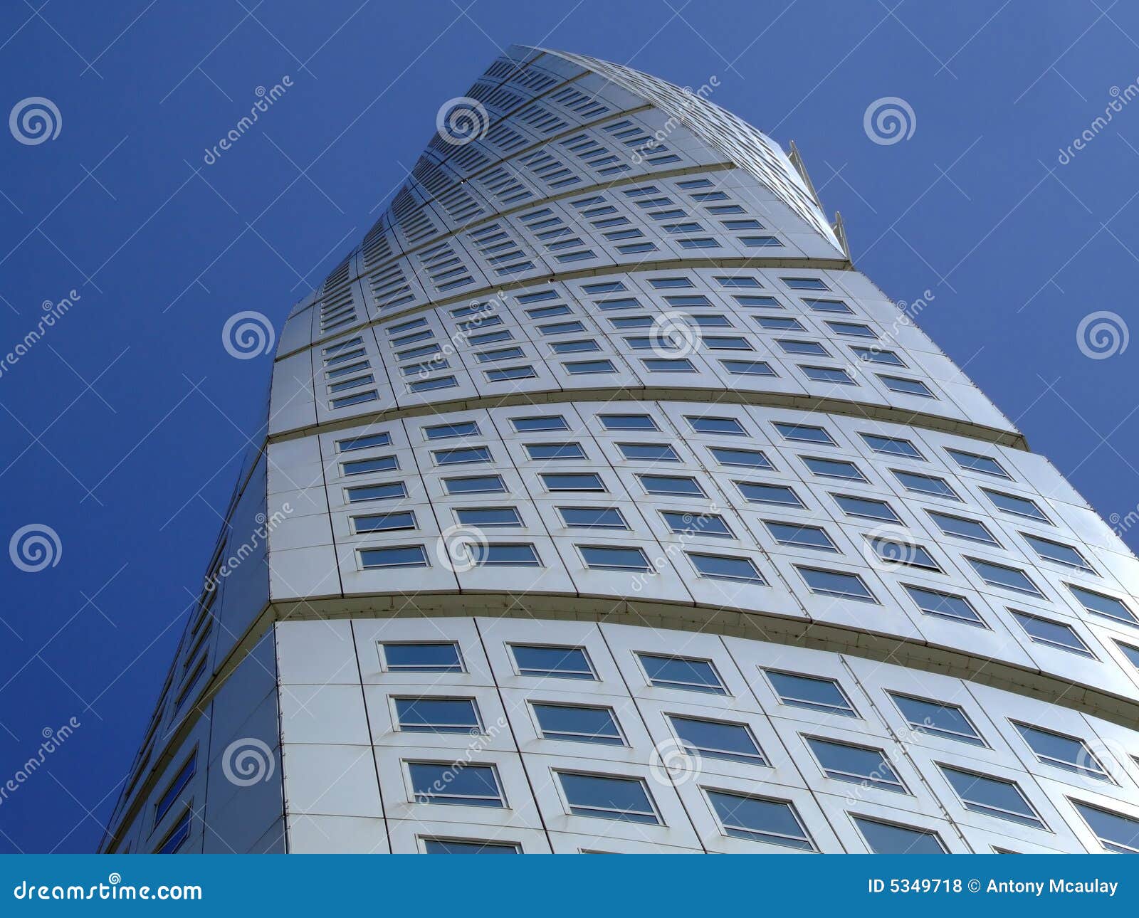 Turning Torso 09 editorial stock photo. Image of torso - 5349718
