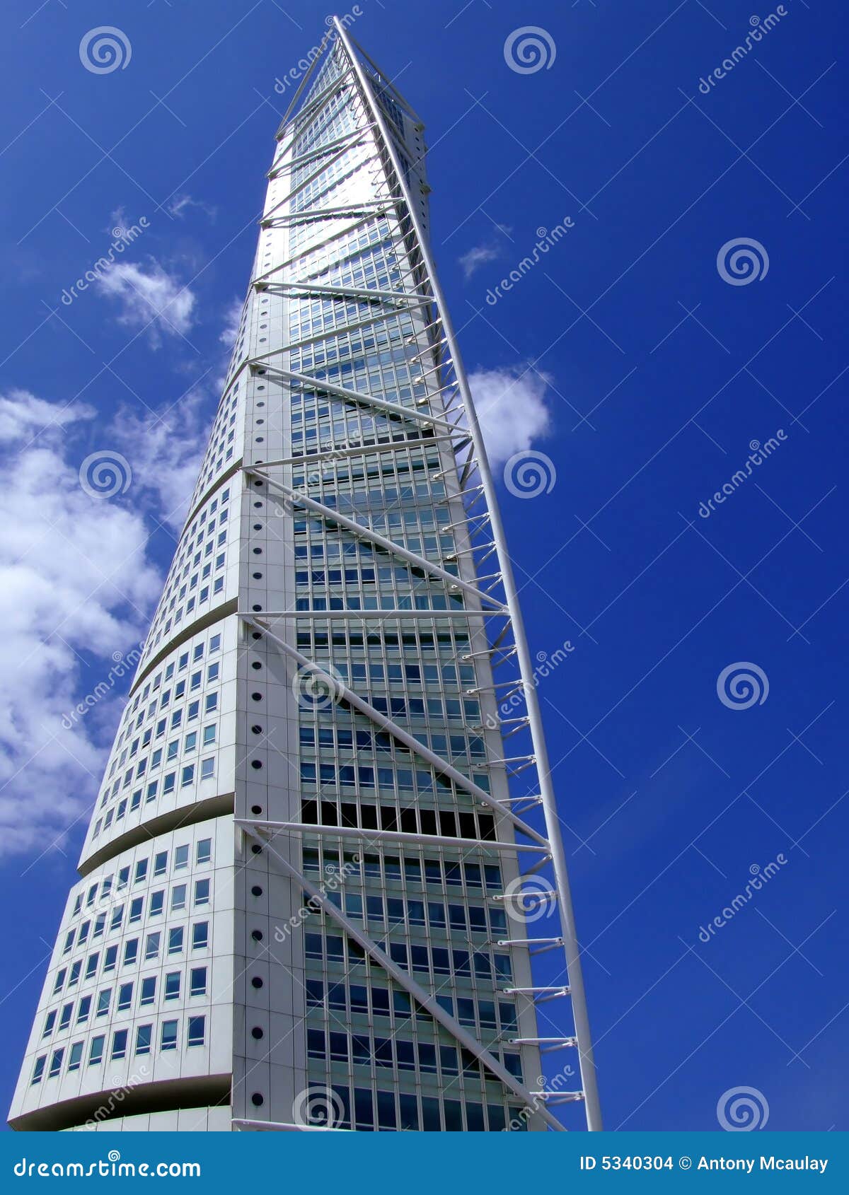 Turning Torso editorial stock image. Image of twisted - 5340304