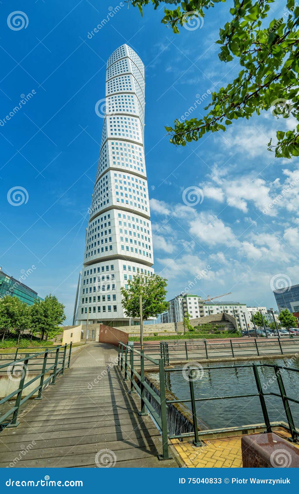 Turning Torso Facade - Southern Vertical View Editorial Photo ...