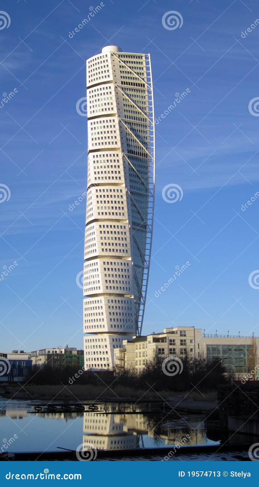 Turning Torso Skyscraper Malmo Sweden Editorial Stock Photo - Image of ...