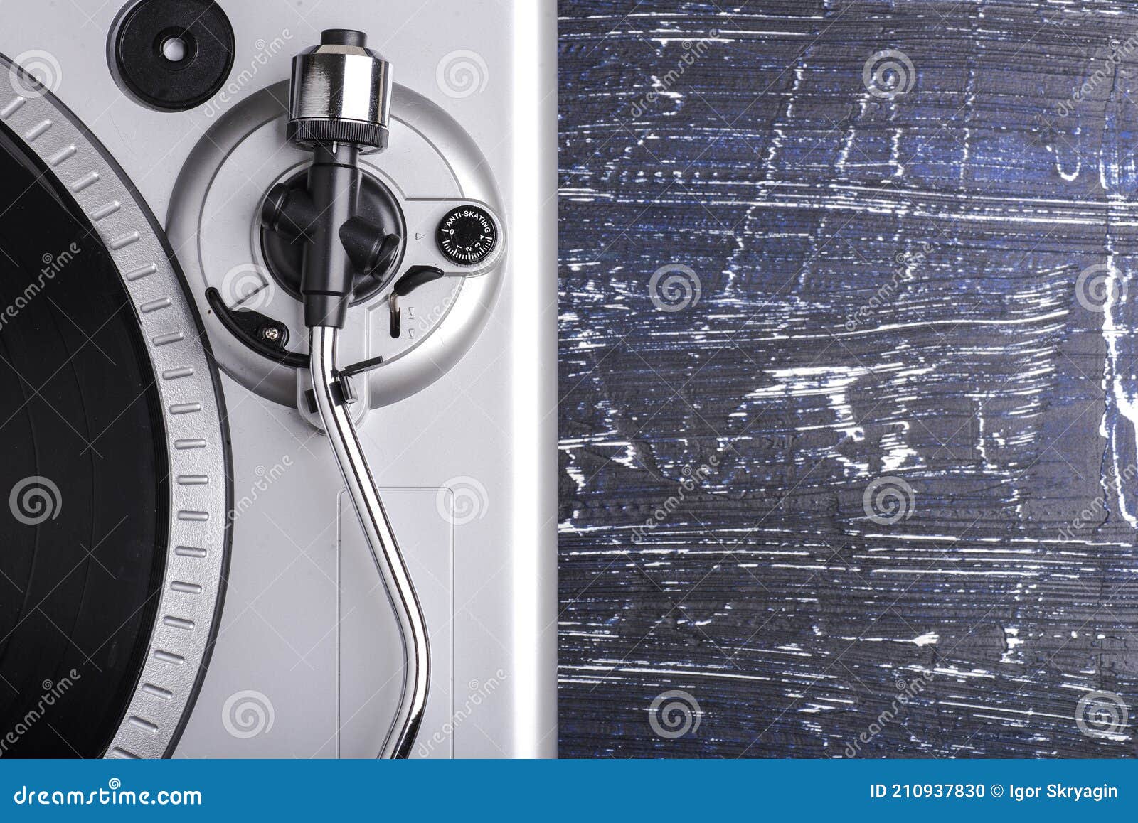 Turntable tonearm top view stock photo. Image of multimedia - 210937830