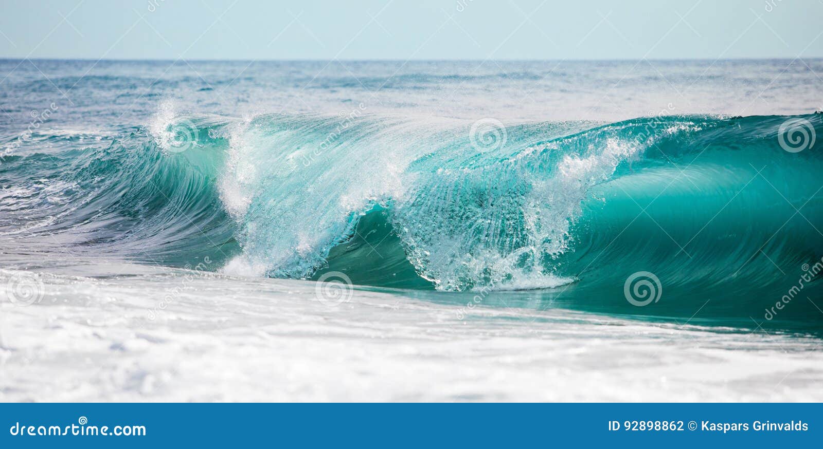 Turquoise Blue Rolling Waves Stock Photo - Image of spray, crash: 92898862