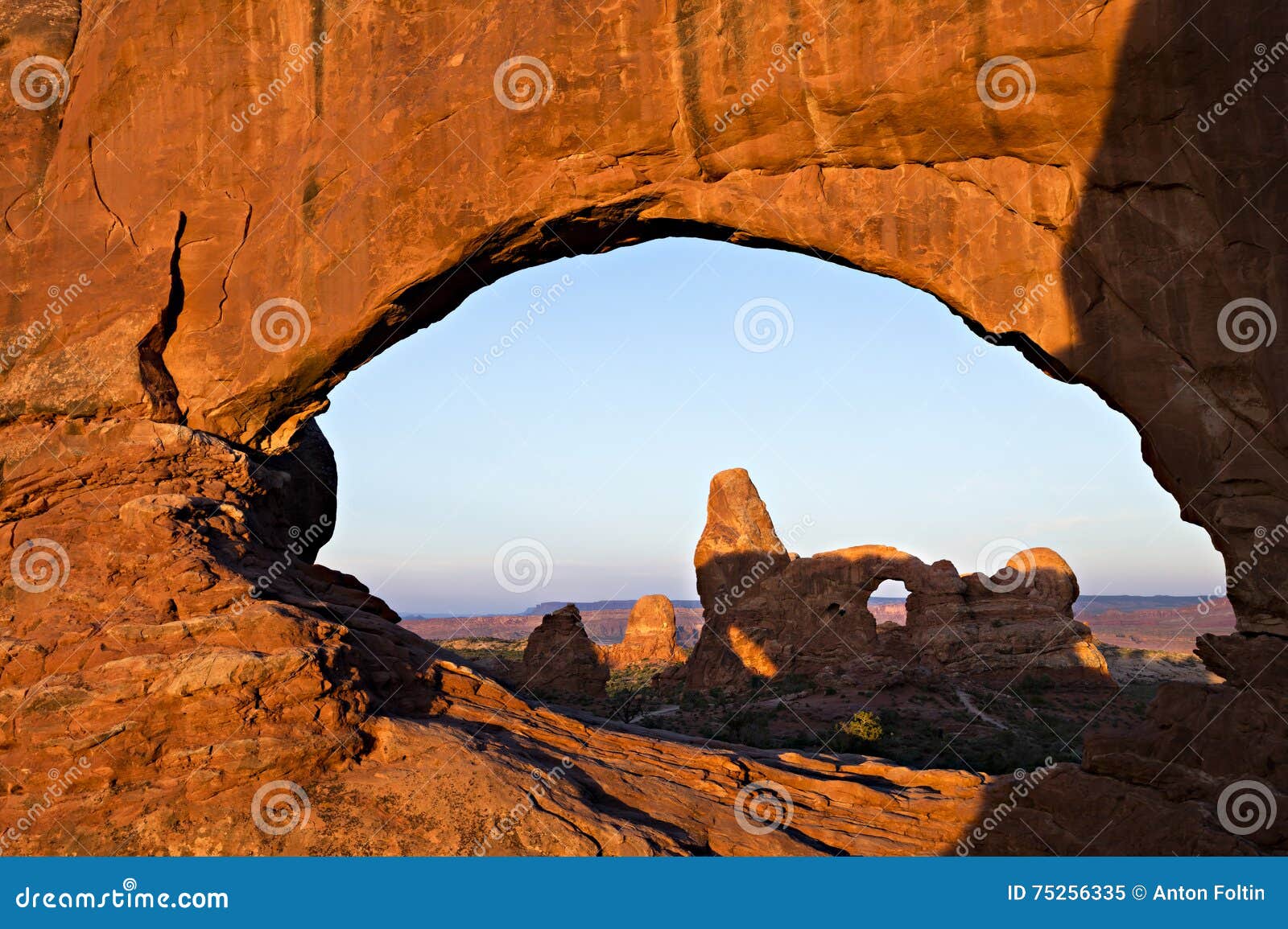 Turret Arch stock image. Image of sunrise, north, rock - 75256335