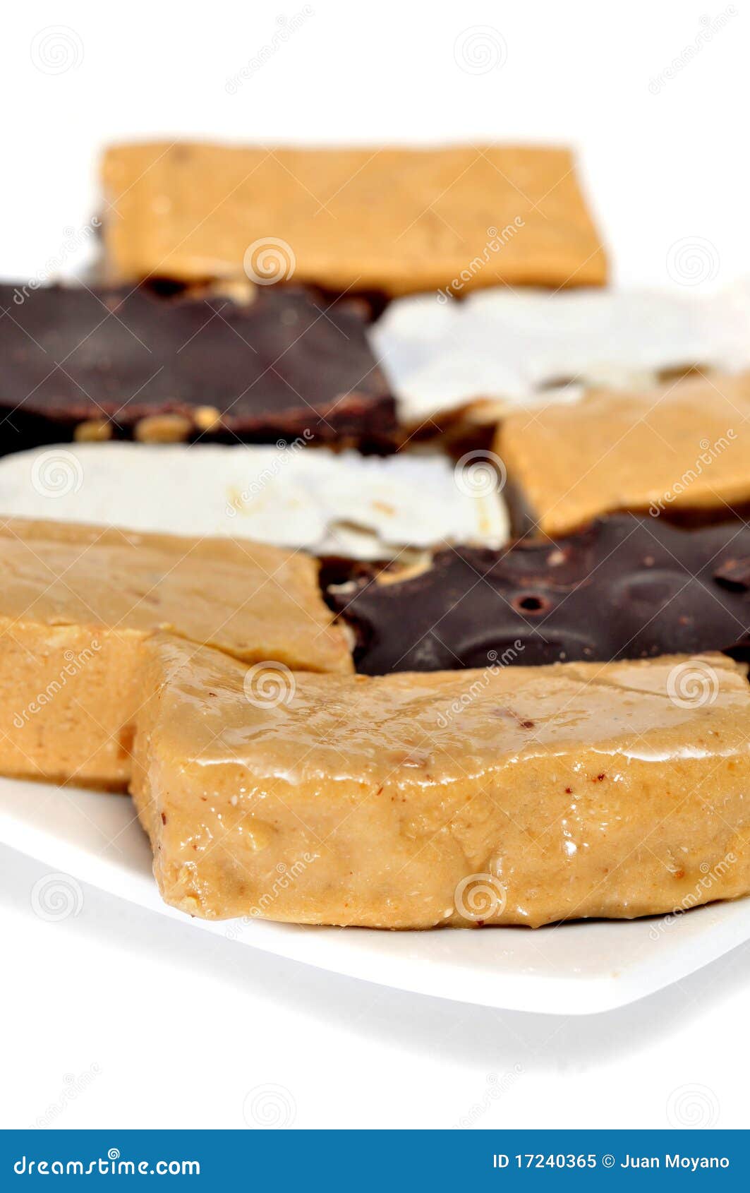 Turron image stock. Image du culinaire, délicieux, sucrerie - 17240365