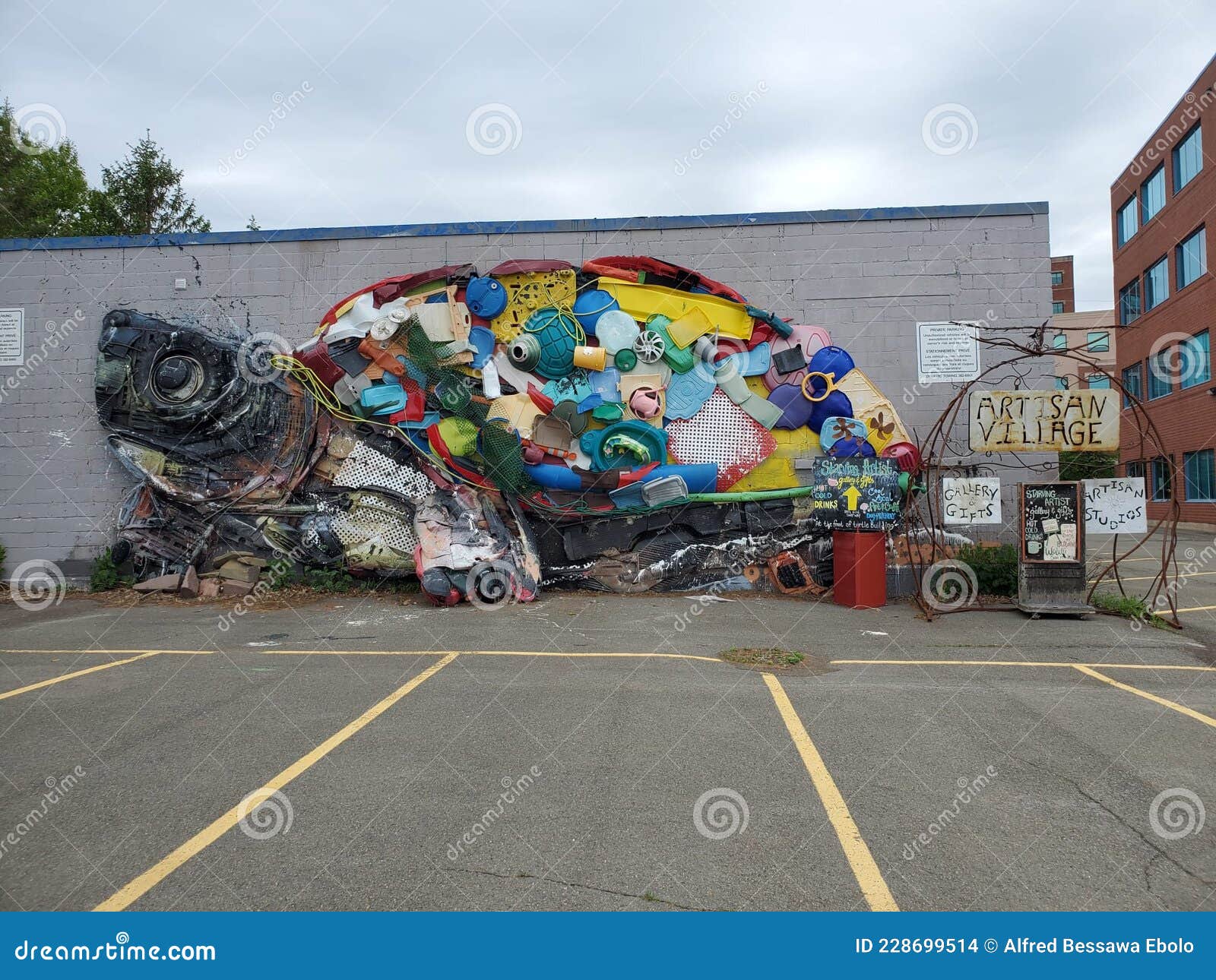 Turtle wasted plastics art editorial stock image. Image of turtle ...