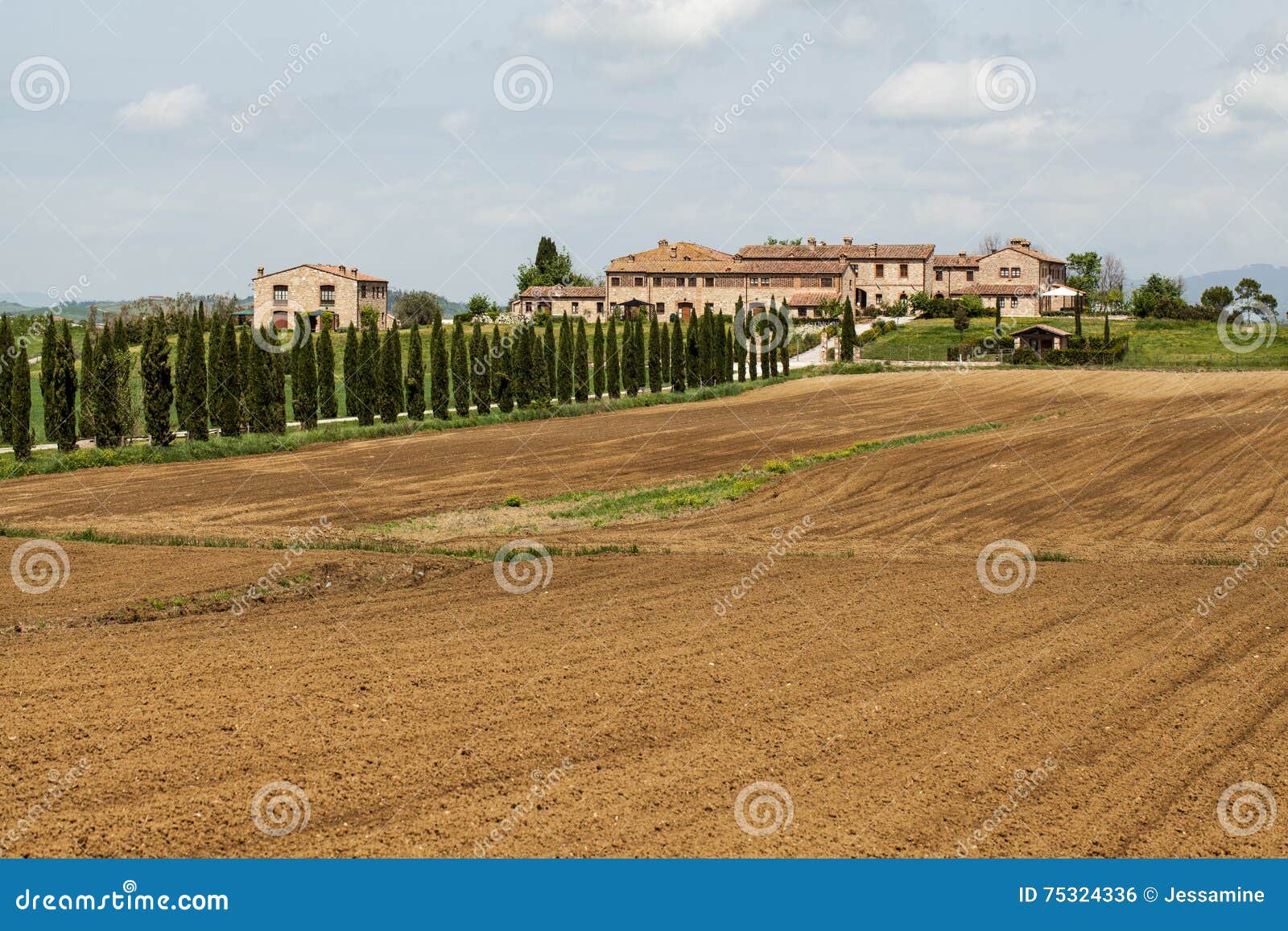 Tuscan farm villa stock photo. Image of tuscany, nature - 75324336