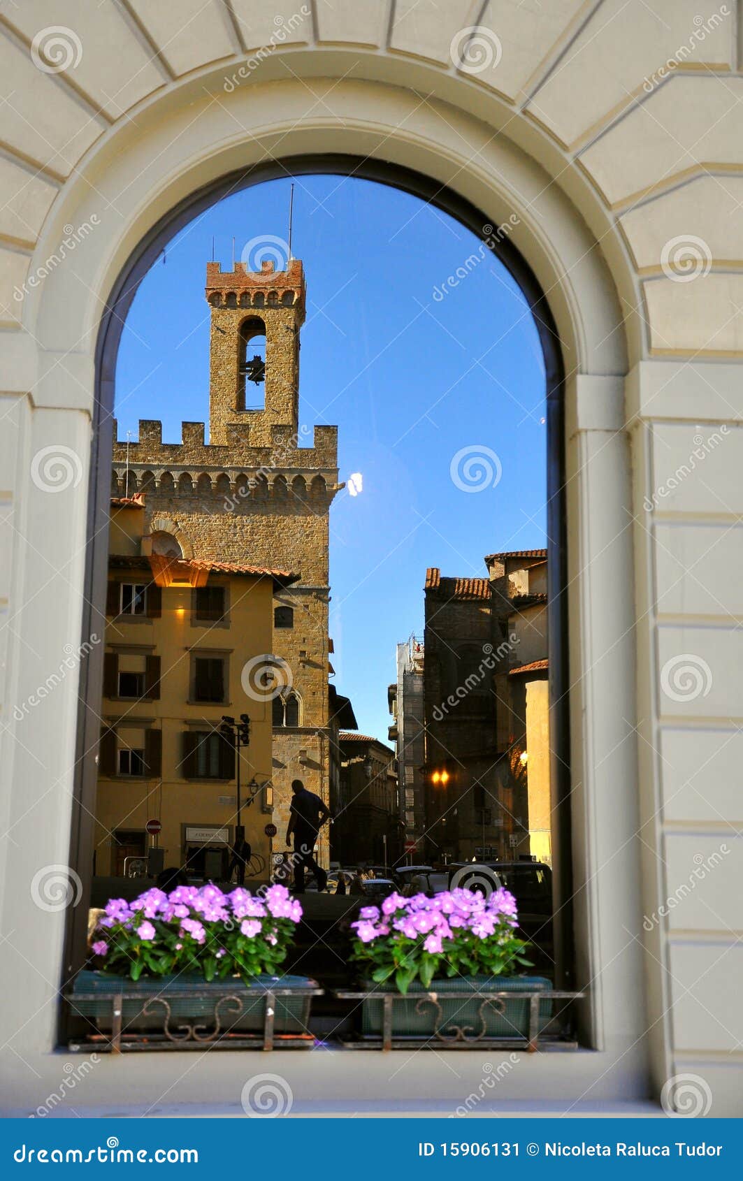 Tuscan Window in Florence, Italy Editorial Photo - Image of commedia ...