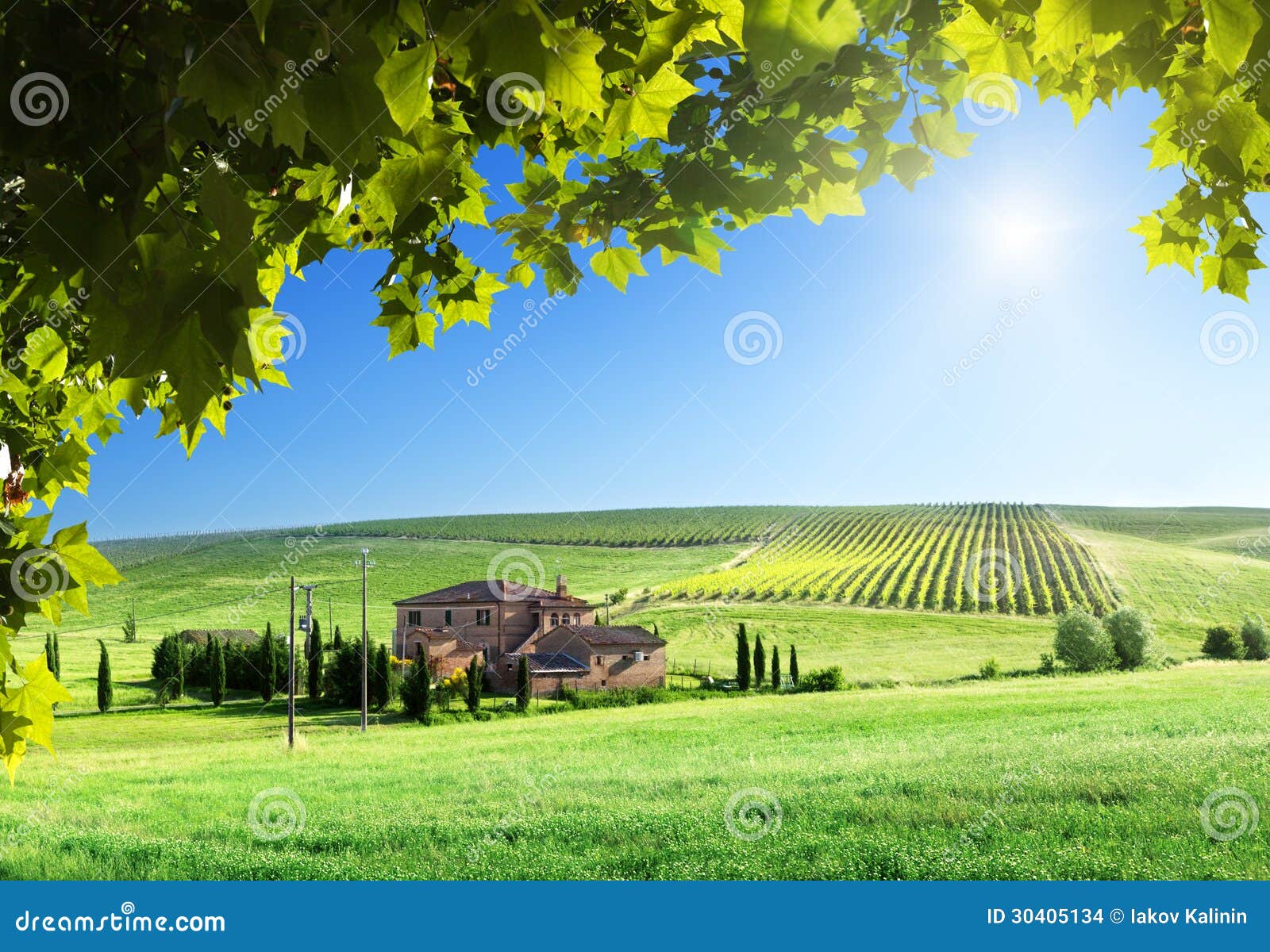 Tuscany Landscape with Farm House Stock Photo - Image of grass, home ...