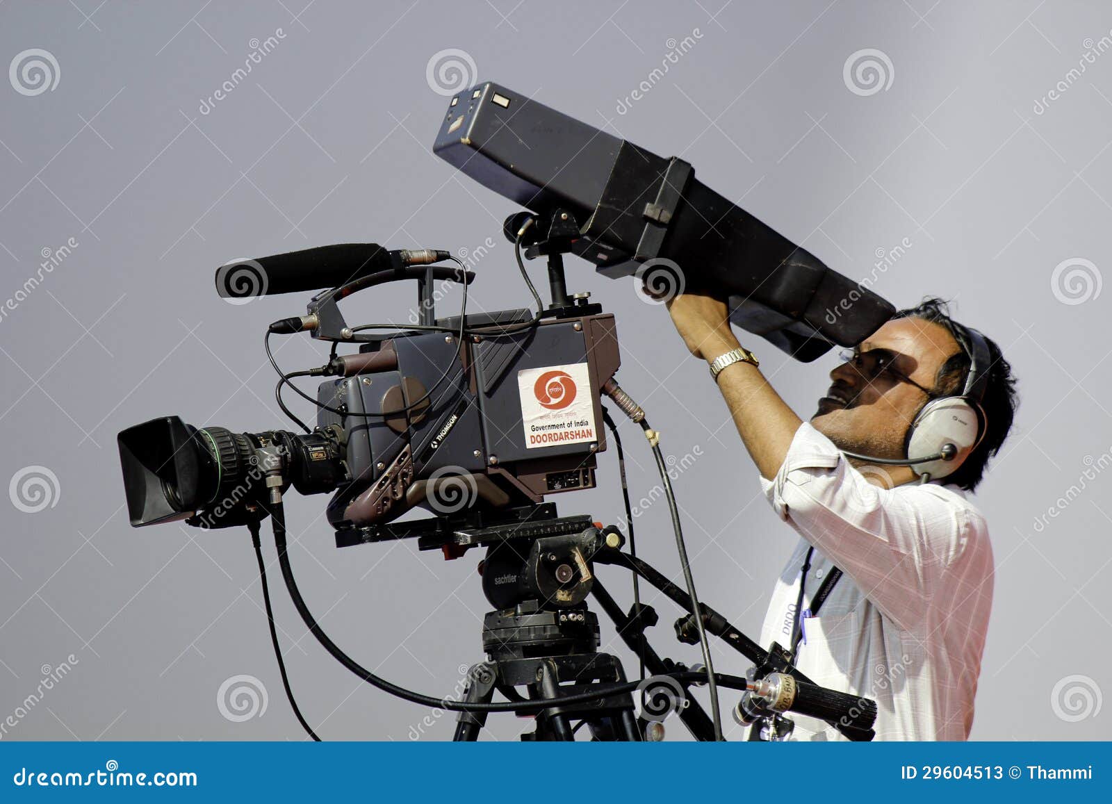 Tv cameraman editorial stock photo. Image of india, asia - 29604513