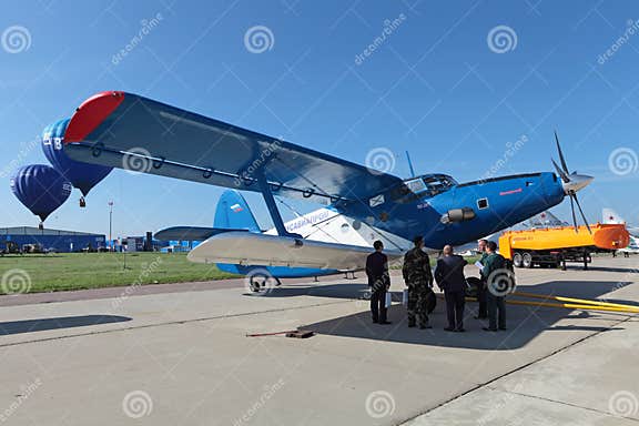 An-2 TVC-2MC image éditorial. Image du simple, vieux - 53157890