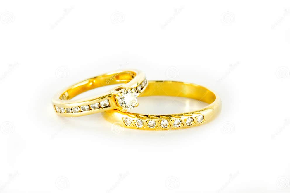 Twee Ringen Op Witte Achtergrond Stock Foto - Image of ring, gouden ...