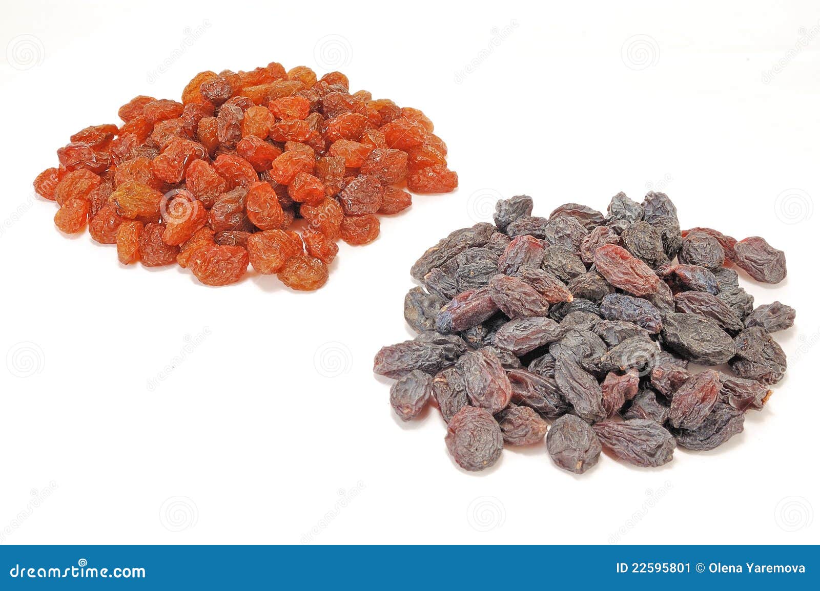 Twee types van rozijnen stock afbeelding. Image of voedsel - 22595801