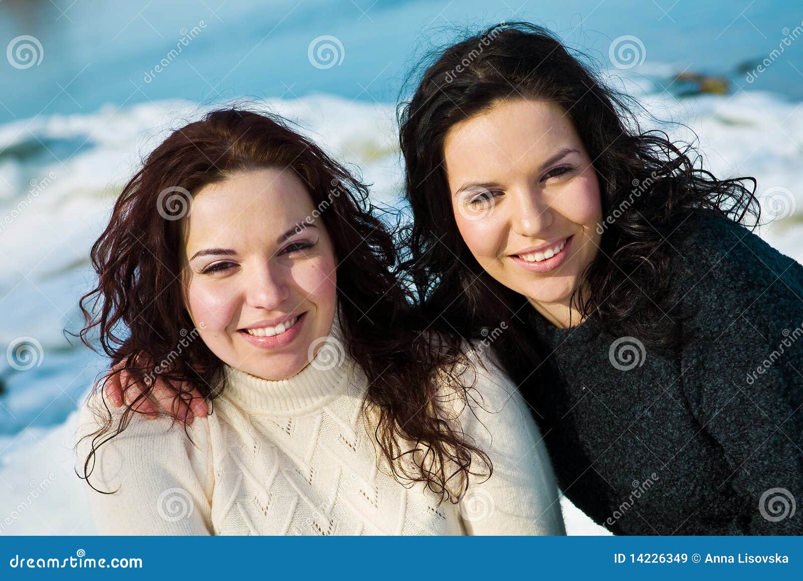 Tweelingen stock afbeelding. Image of meisjes, manier - 14226349