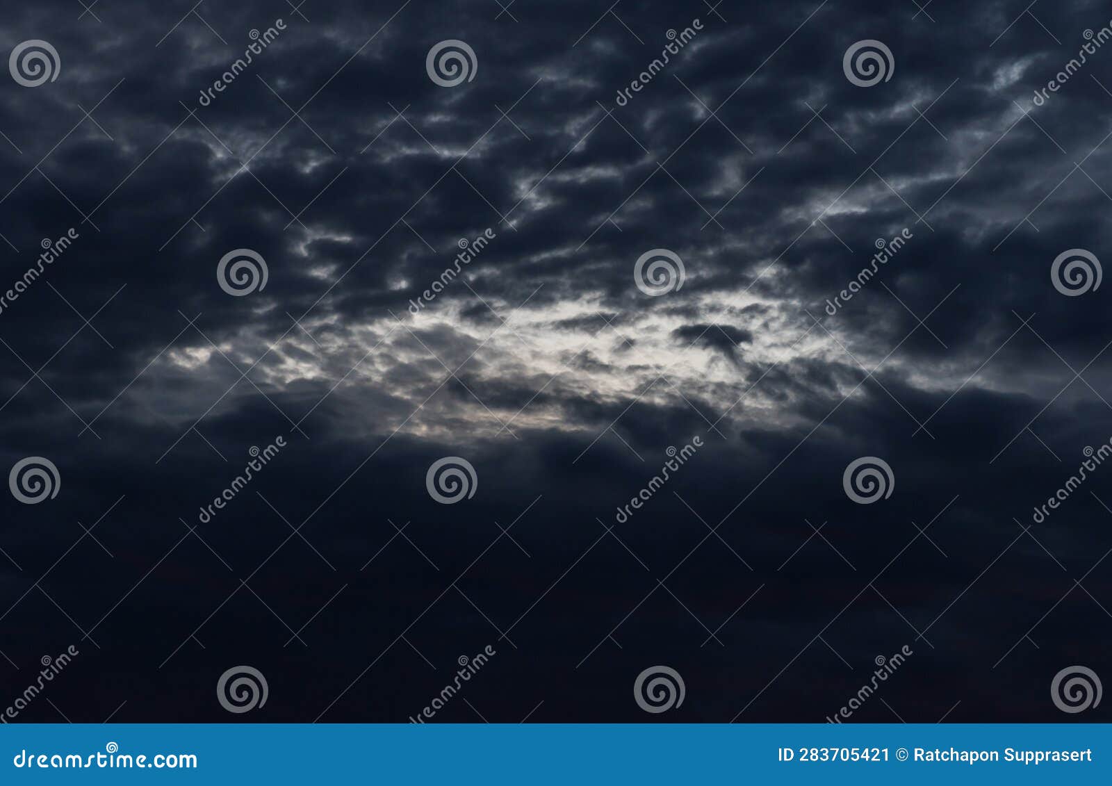 Twilight Sky with Cloud Background Stock Image - Image of overcast ...