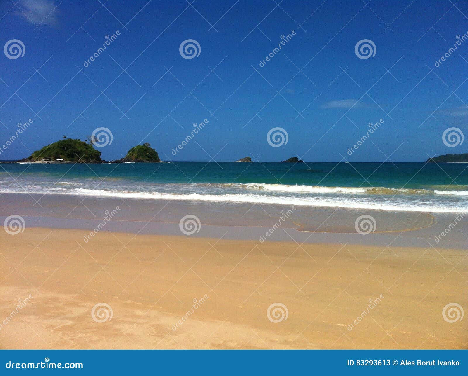 Twin beach and high waves stock image. Image of sand - 83293613