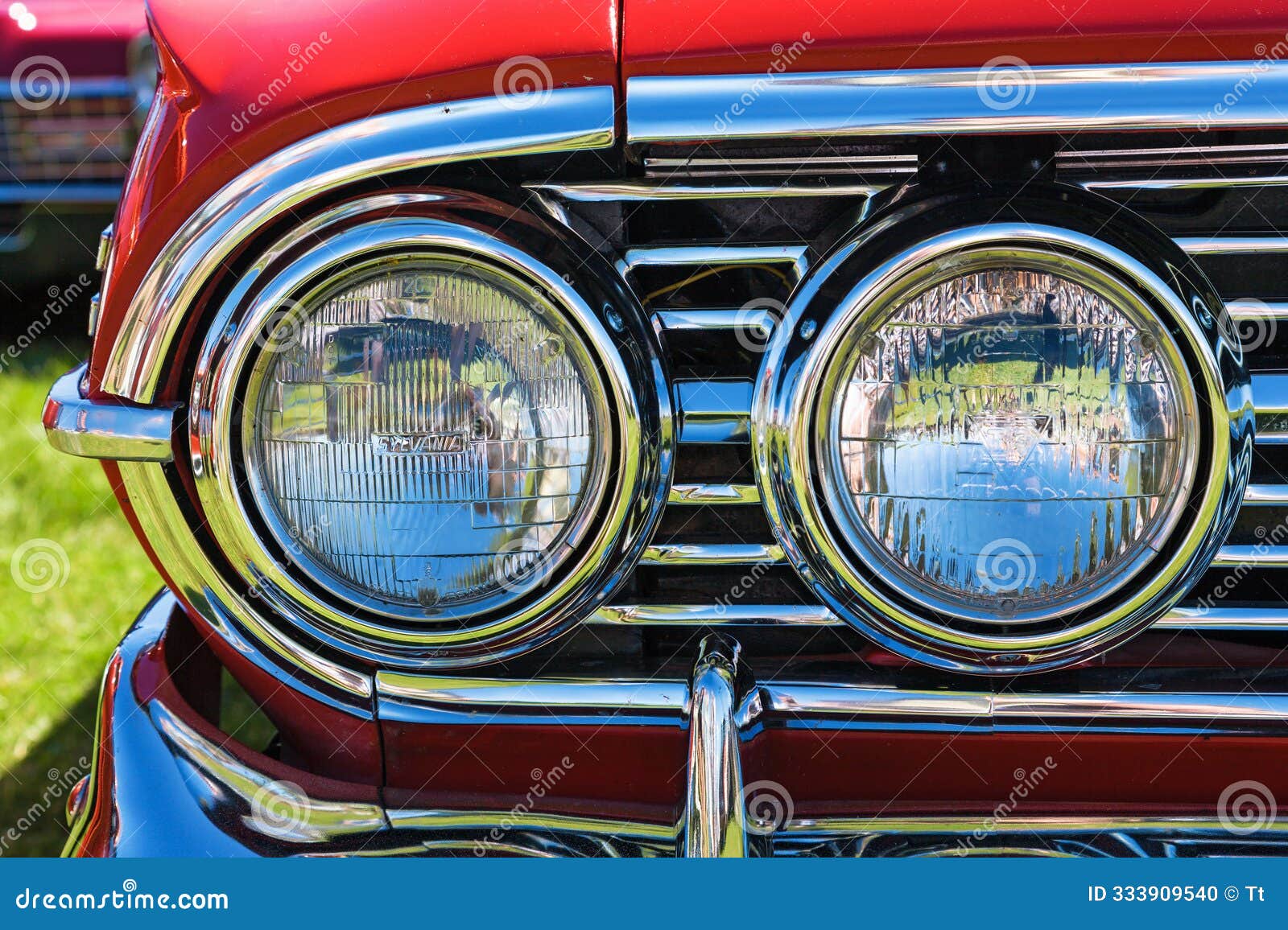 Twin Headlights on an American Car Editorial Image - Image of ancient ...