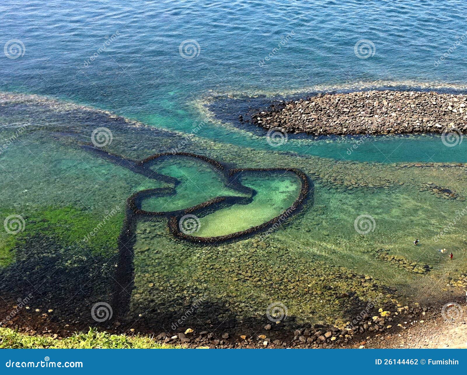 Twin Heart Stone Weir stock photo. Image of landmark - 26144462