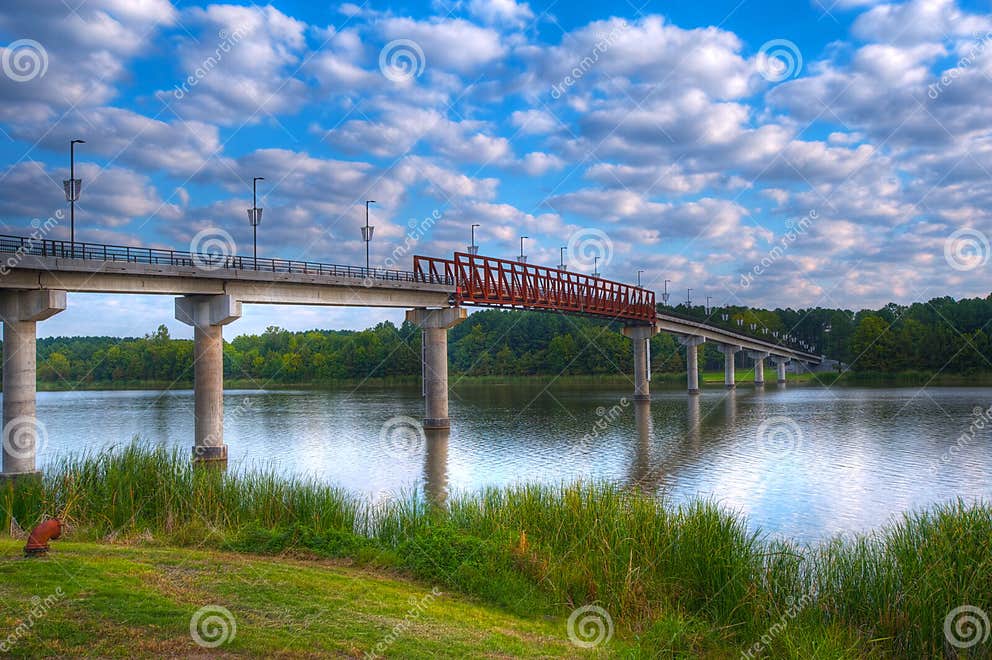 Twin Rivers Bridge Park stock photo. Image of nature - 27594840