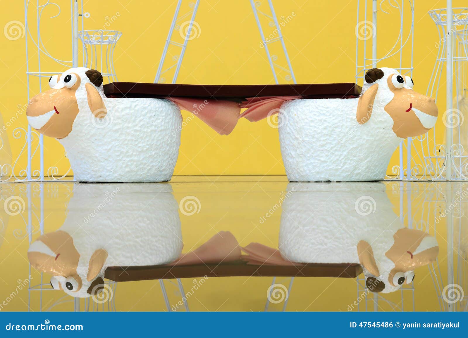 Twin Sheep Bench Stock Photos - Free & Royalty-Free Stock Photos from ...