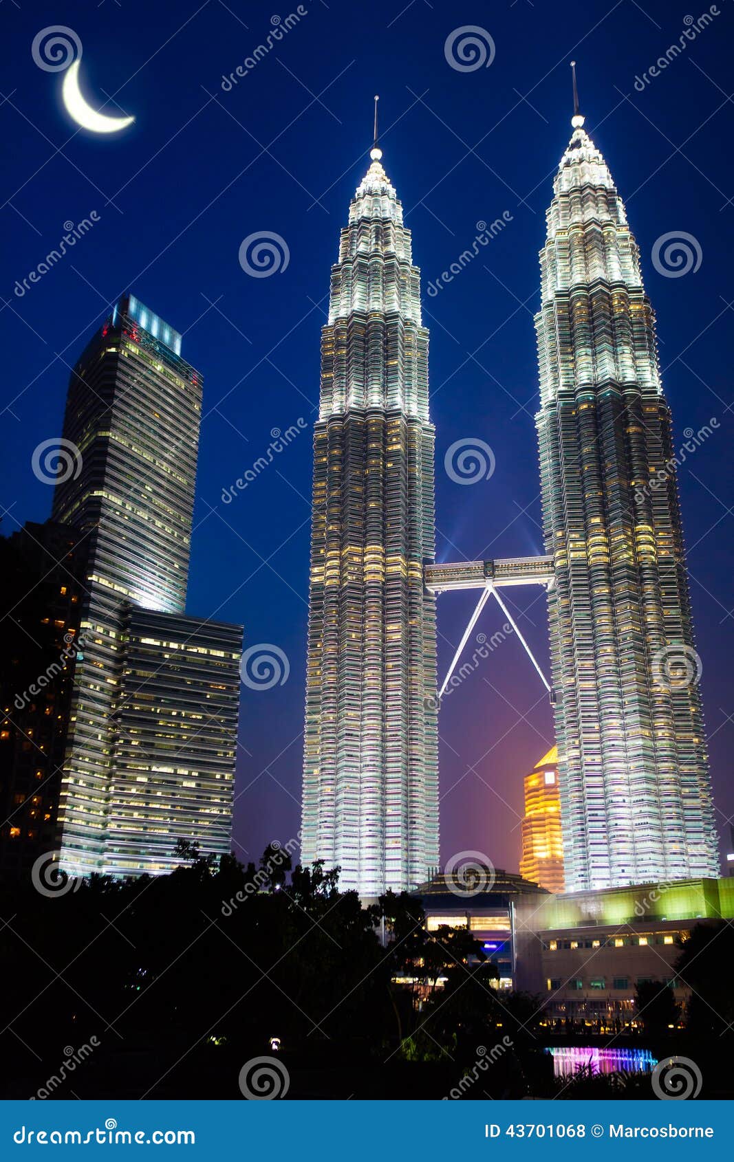 Twin Towers by night editorial stock photo. Image of city - 43701068