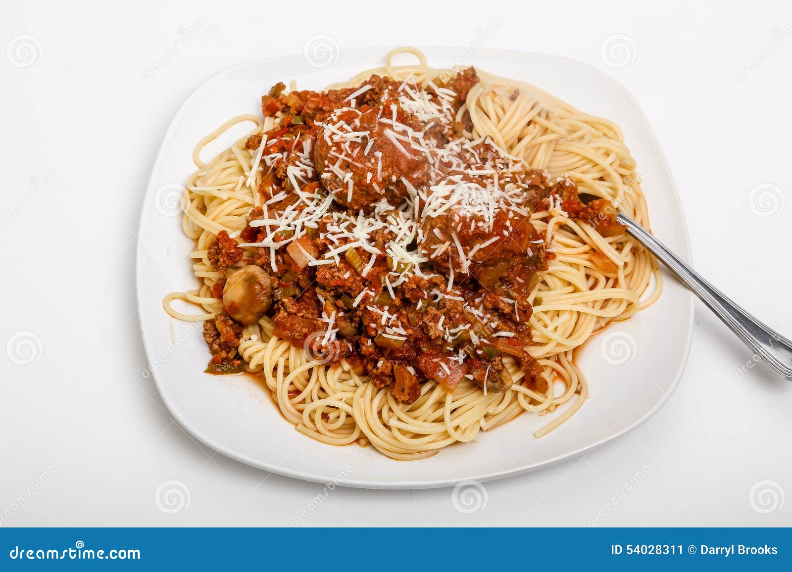 Twirling Spaghetti on Square Plate Stock Image - Image of sauce, dish ...