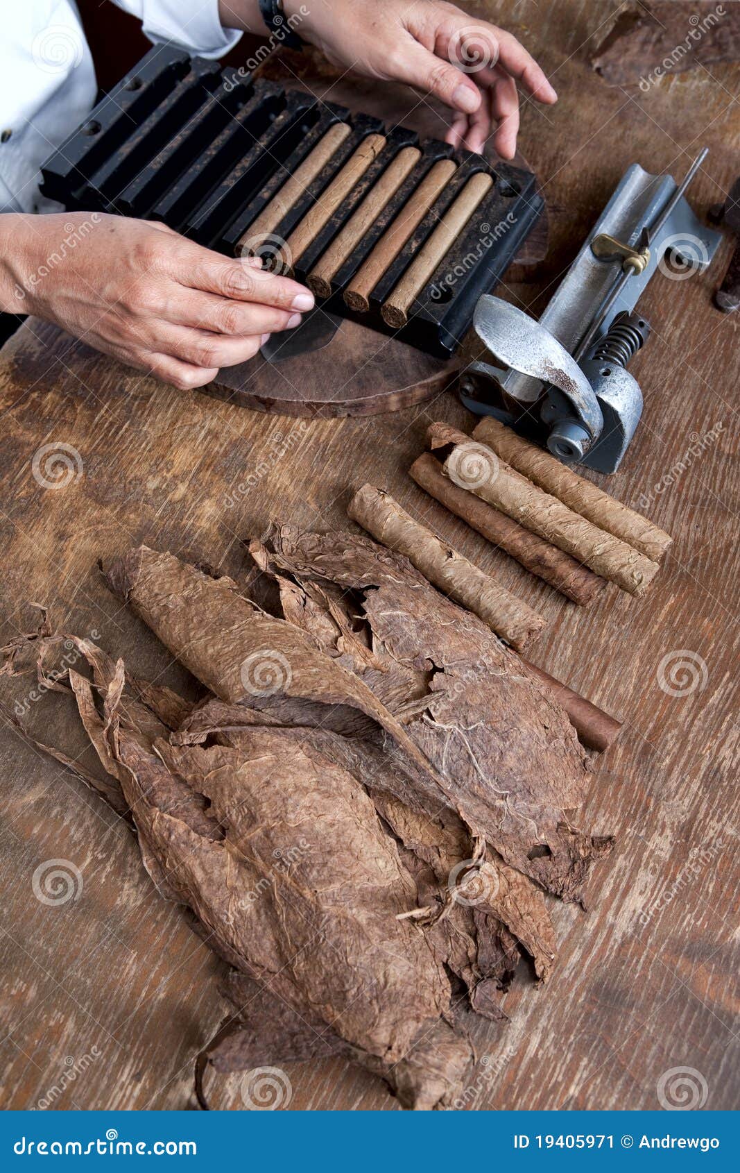 Twisting cigars stock image. Image of cigar, enjoyment - 19405971