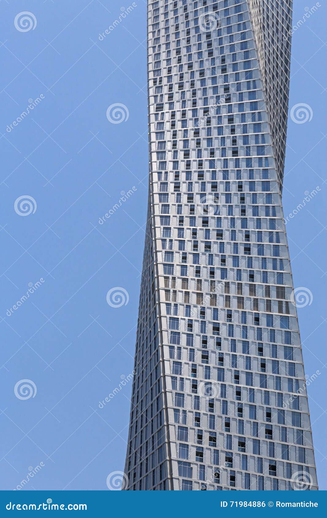 Twisting tower in Dubai stock photo. Image of architecture - 71984886