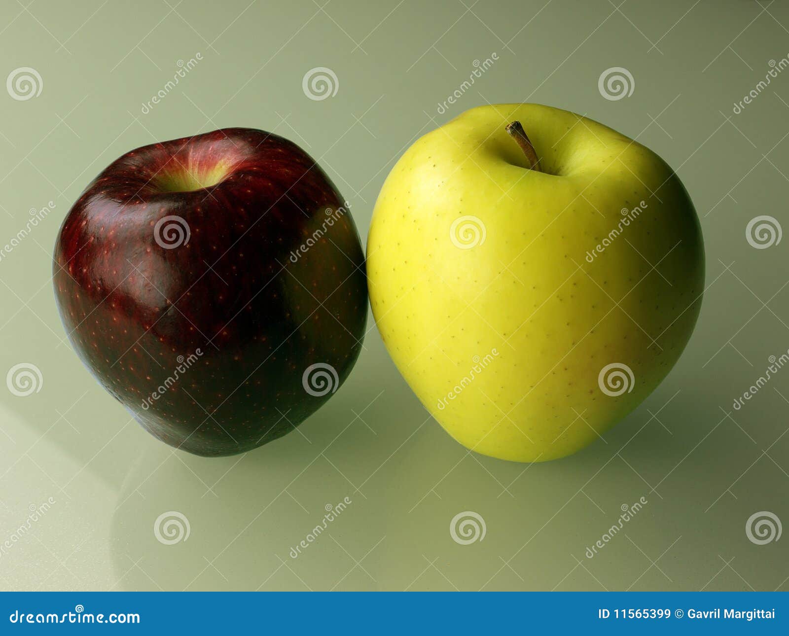 Two Apples on Green Background Stock Image - Image of apple, snack ...