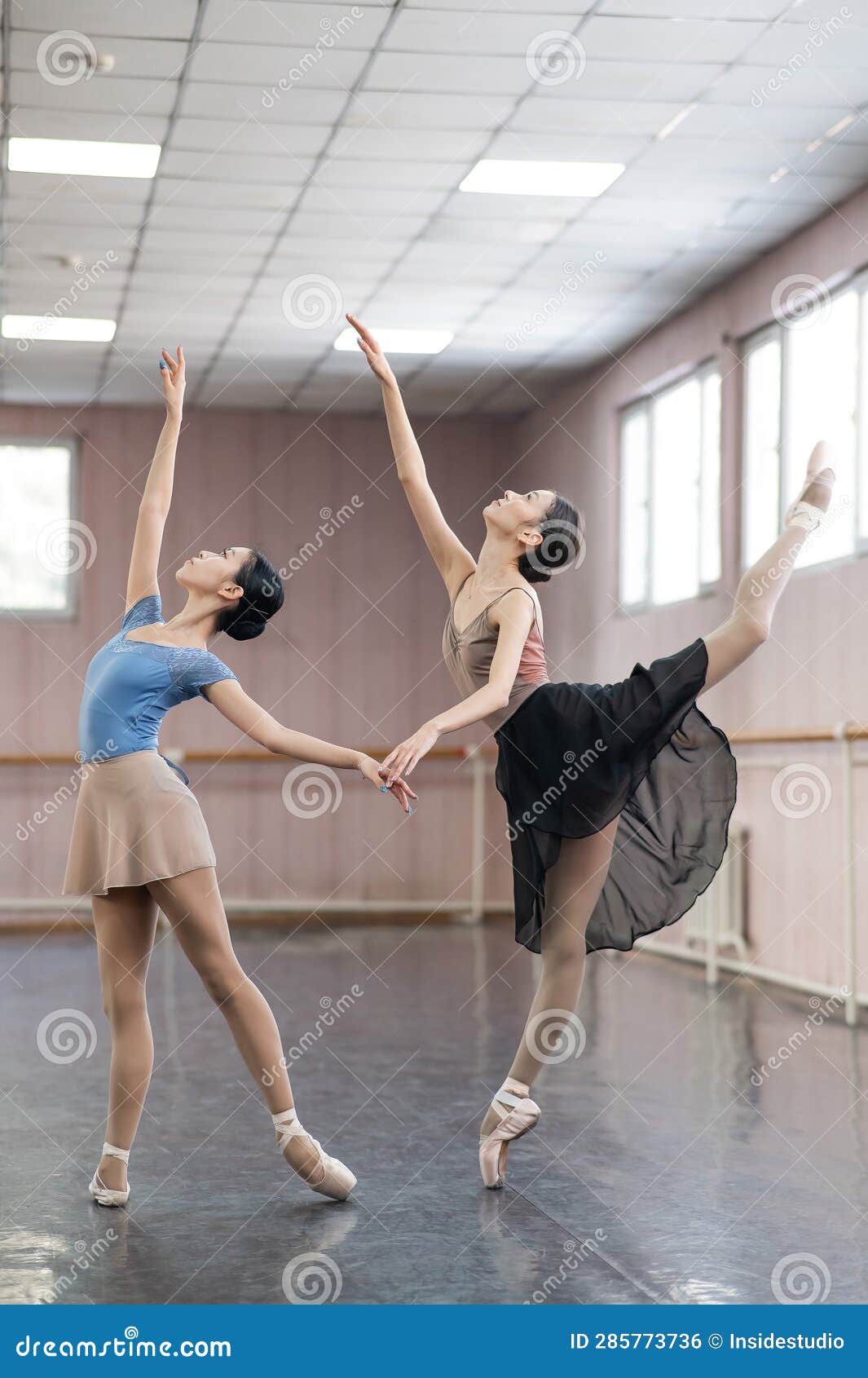 Two Asian Ballerinas are Dancing in the Class. Stock Photo - Image of ...