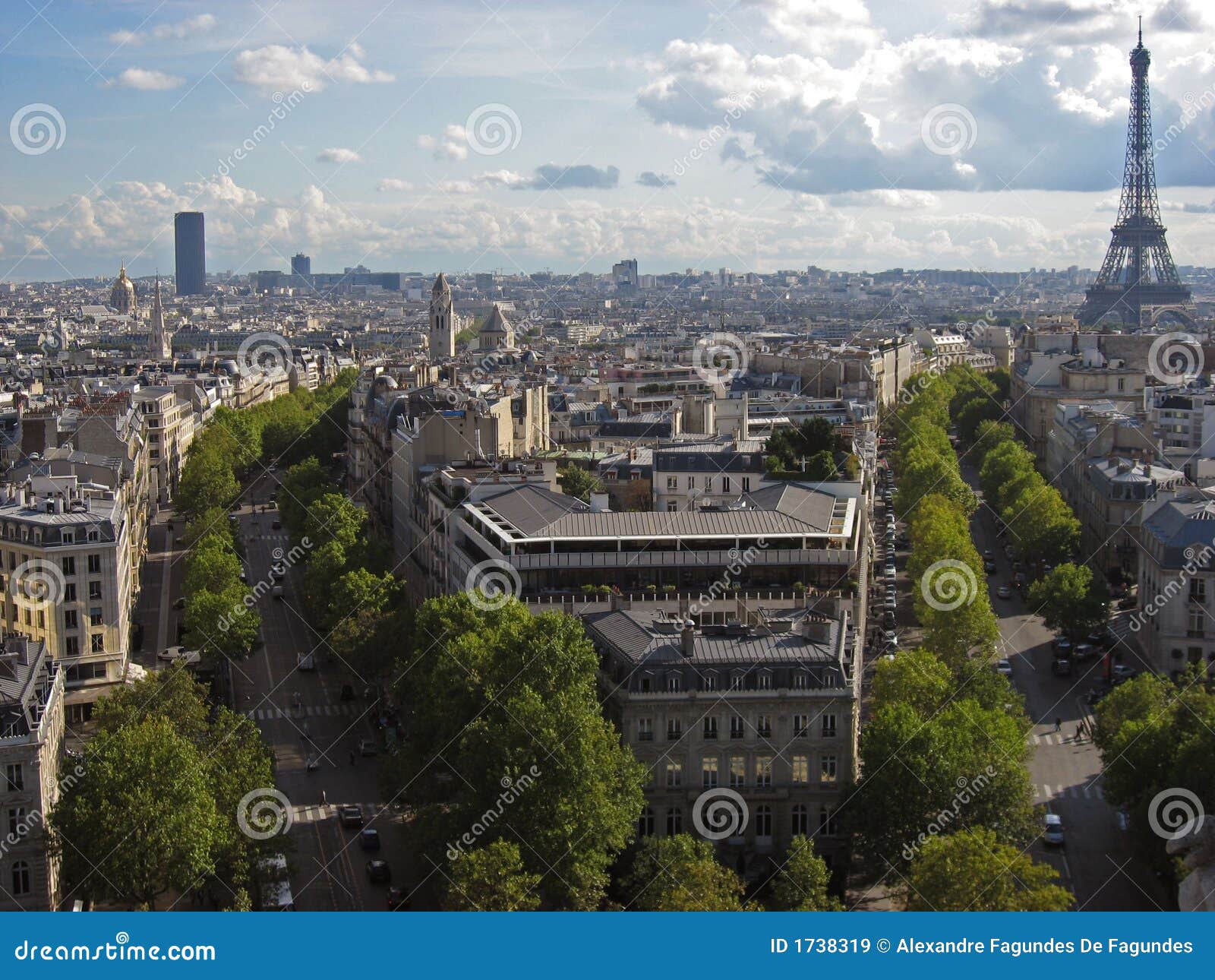 Two Avenues and the Eiffel Tower Paris Stock Image - Image of diena ...