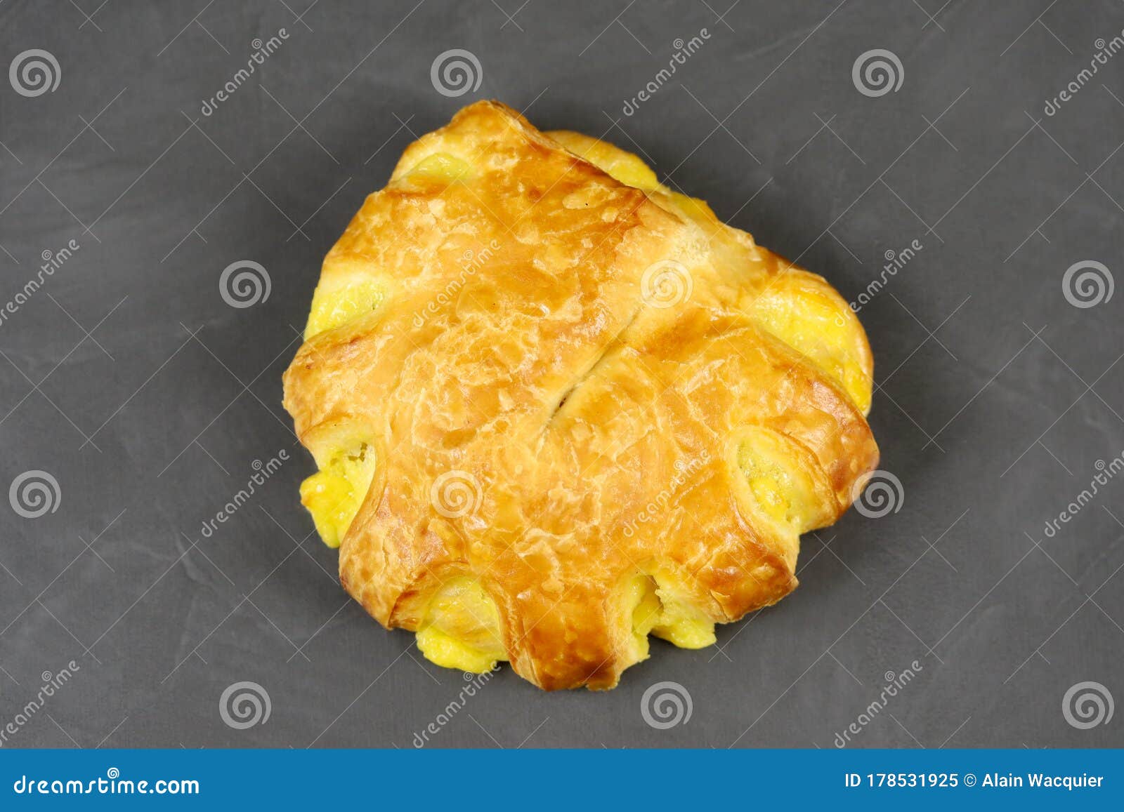 `bear Paw` Pastry on a Slate Stock Image - Image of slate, black: 178531925