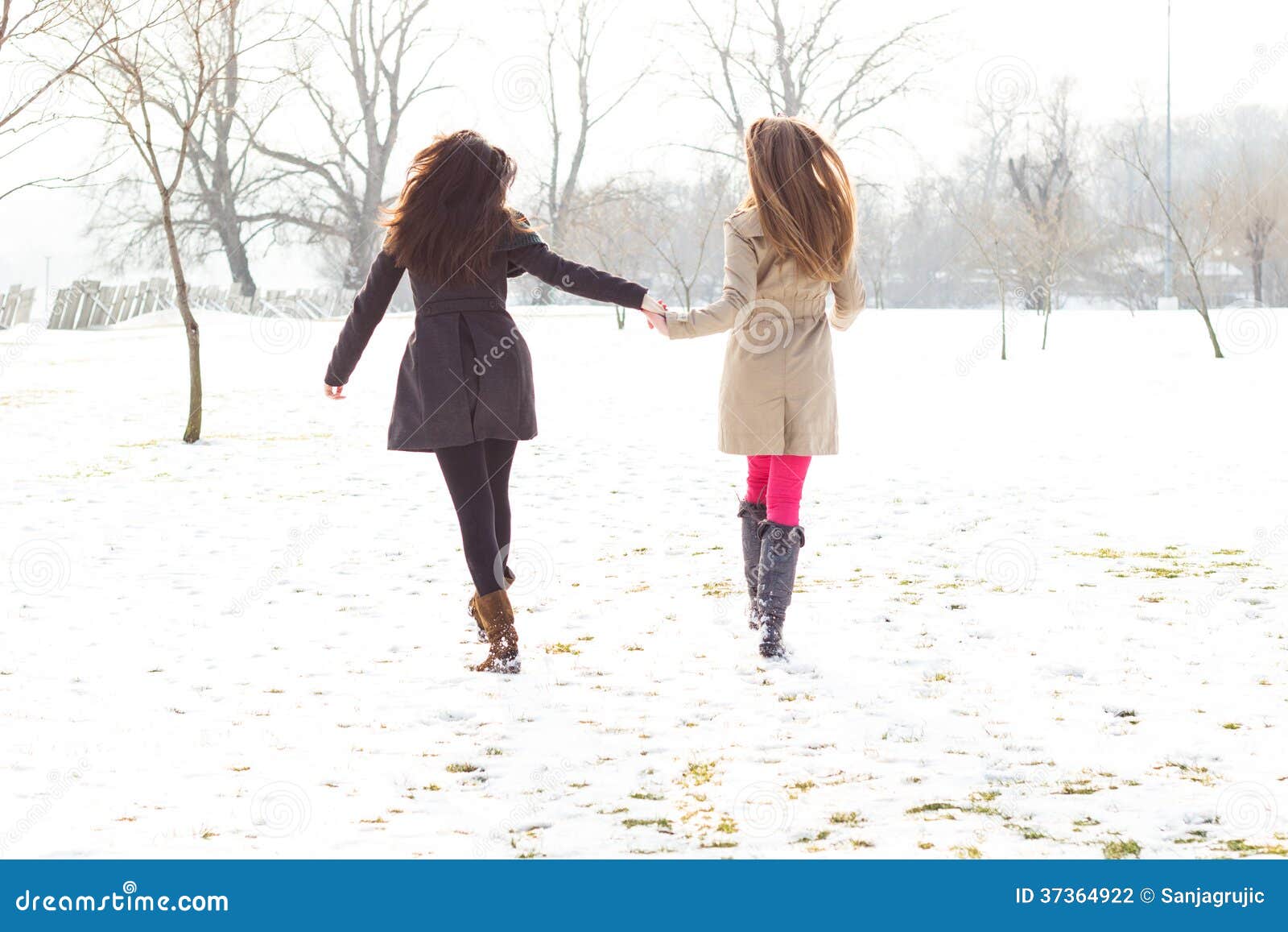 2 Best Friends Walking