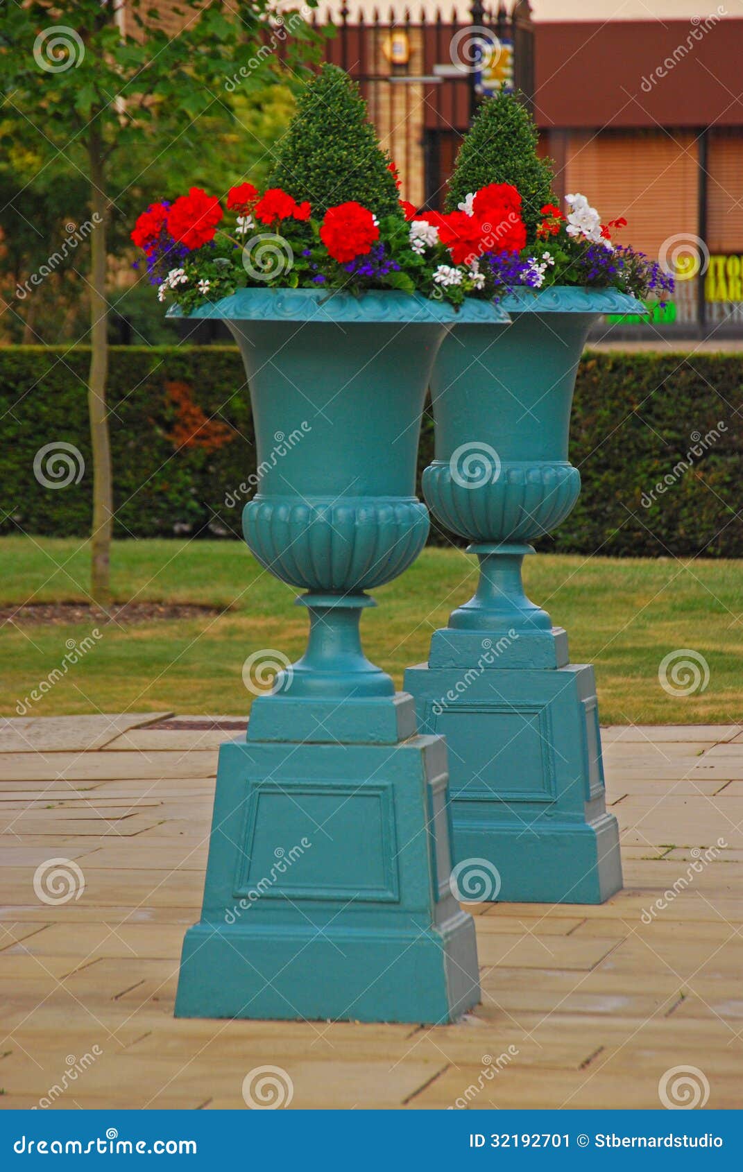 Two Big Classical Flower Pots Stock Image - Image of floor, gardening ...