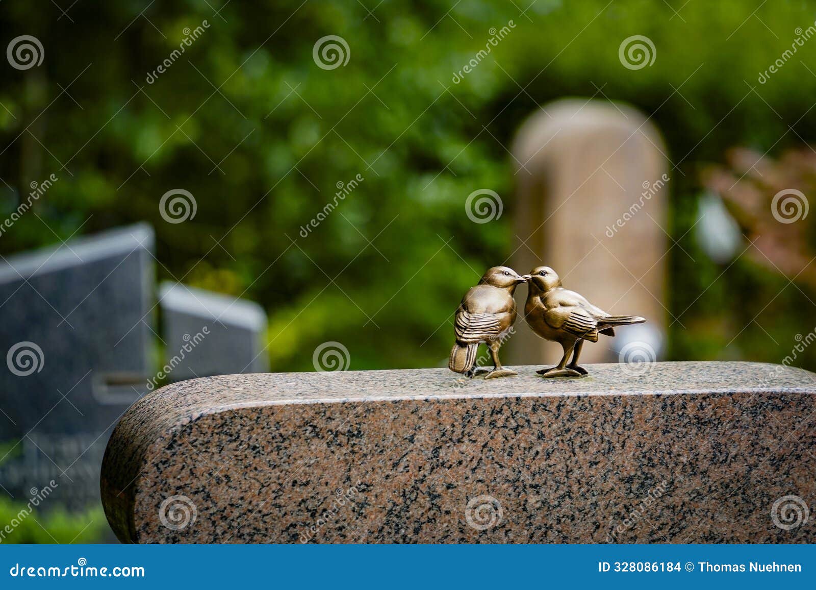 Two bronze birds kissing editorial stock image. Image of happy - 328086184