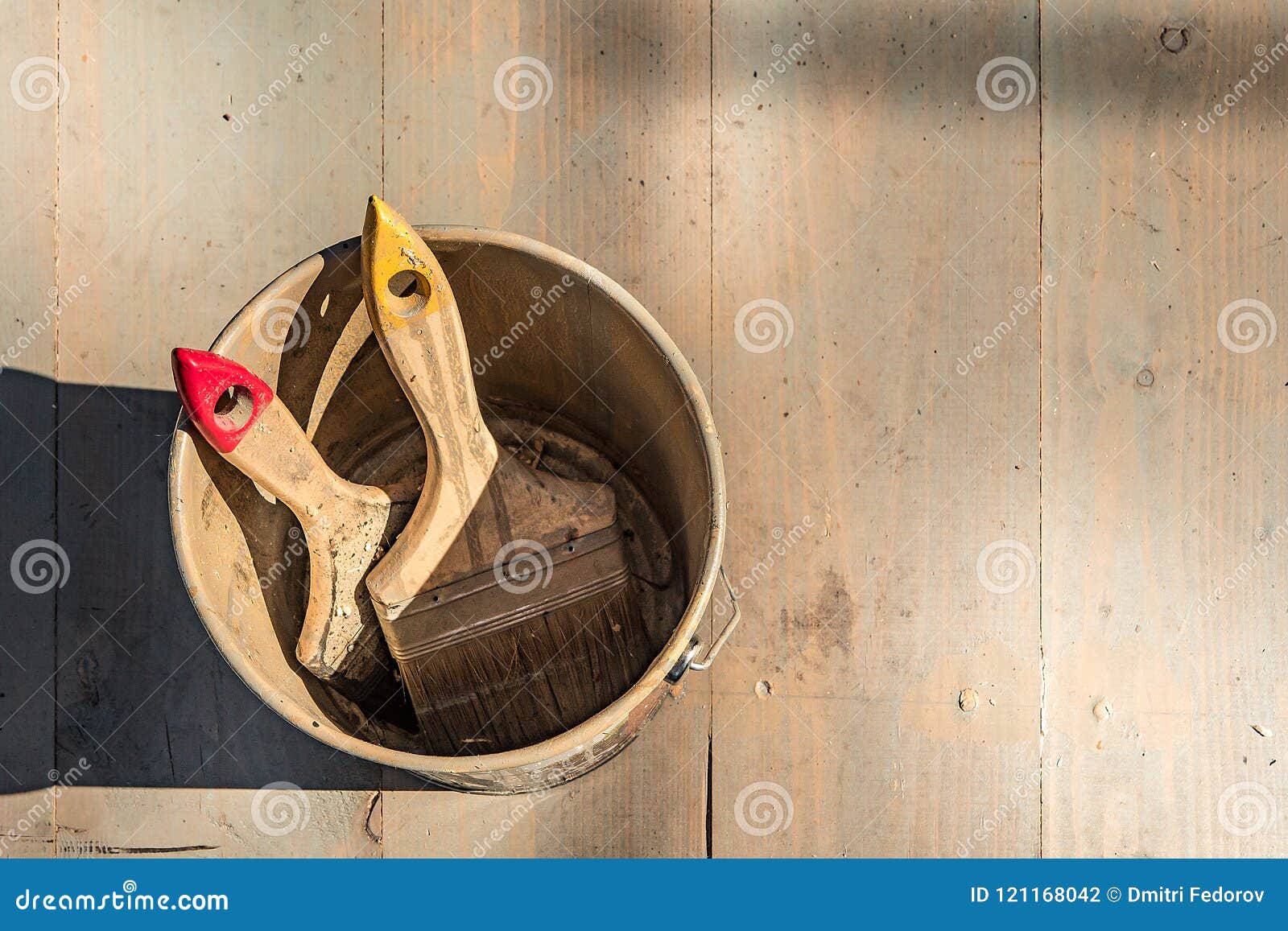 Two Brushes in a Can of Paint. Stock Photo - Image of bank, home: 121168042