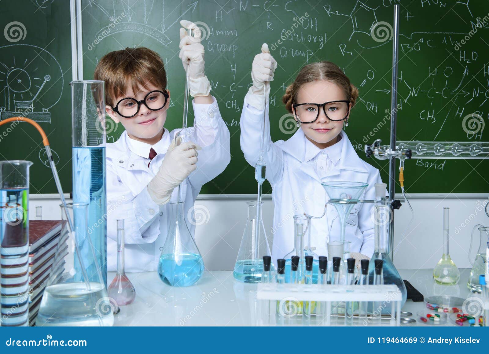 Two small scientists stock image. Image of glass, knowledge - 119464669