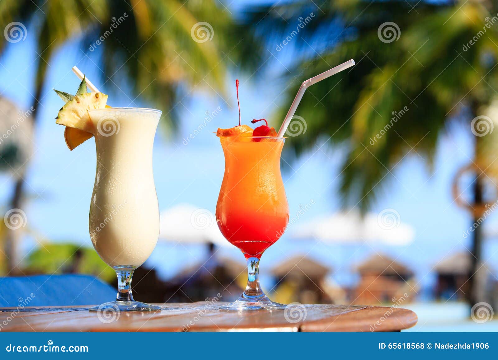 Two Cocktails on Luxury Beach Resort Stock Photo - Image of detox ...