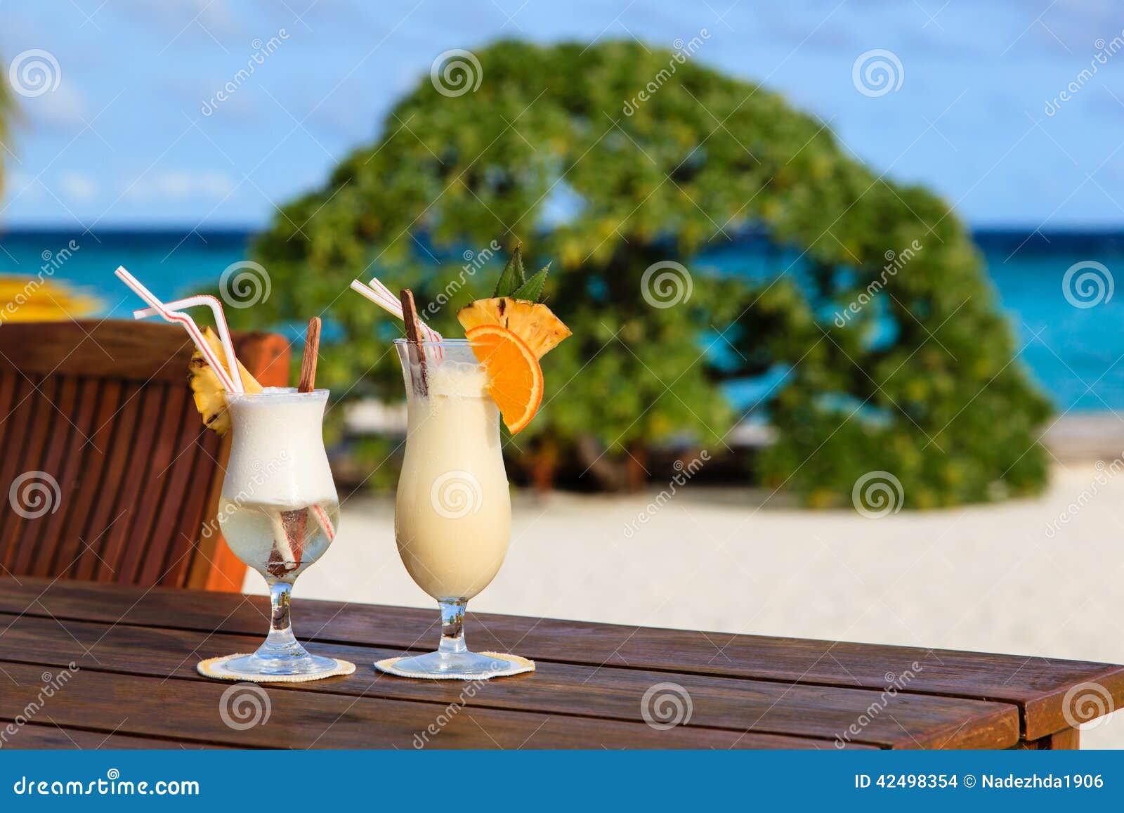 Two Cocktails on Tropical Beach Stock Photo - Image of beach, beverage ...